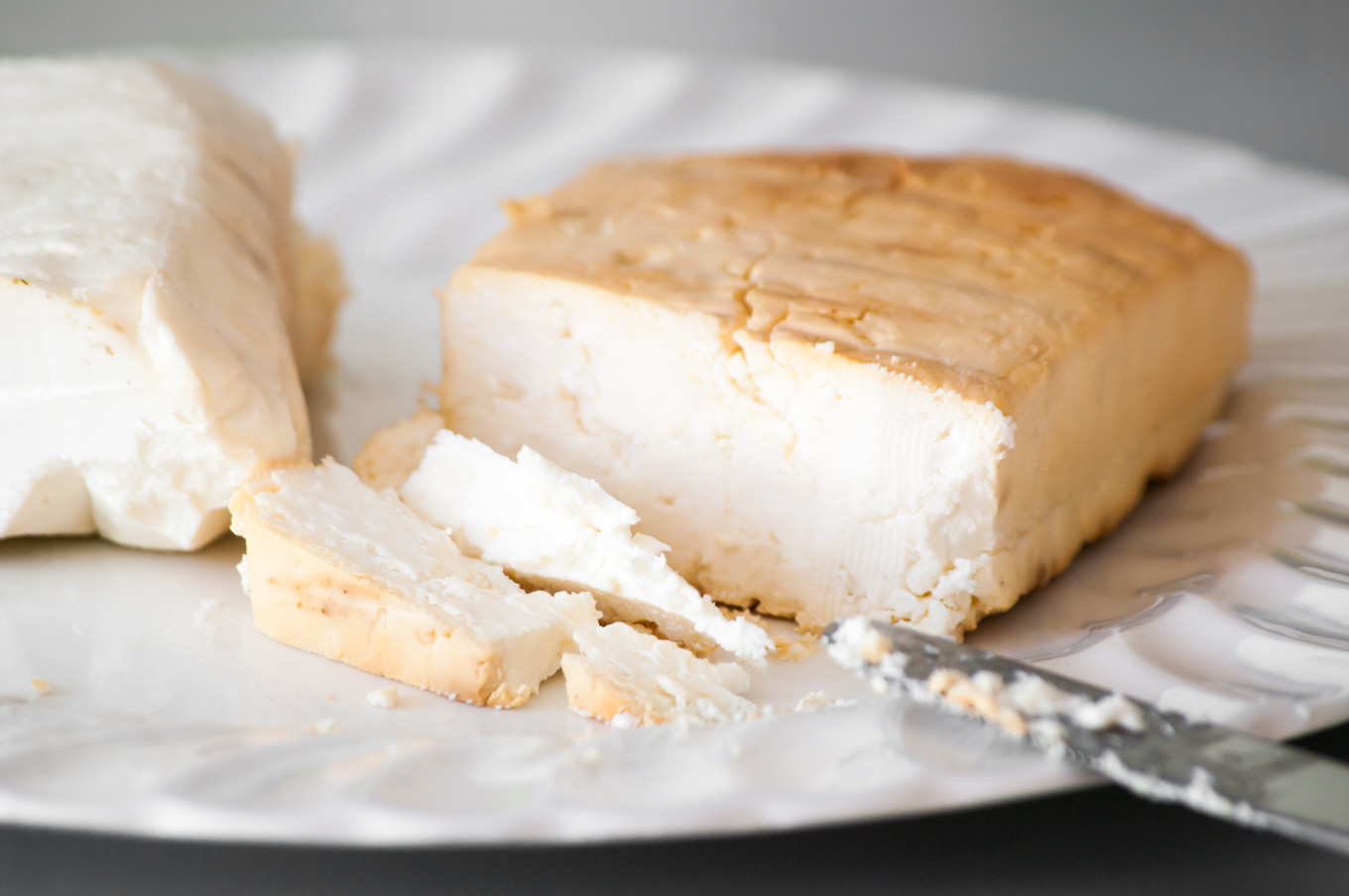 How to smoke cheese • Delicious from scratch