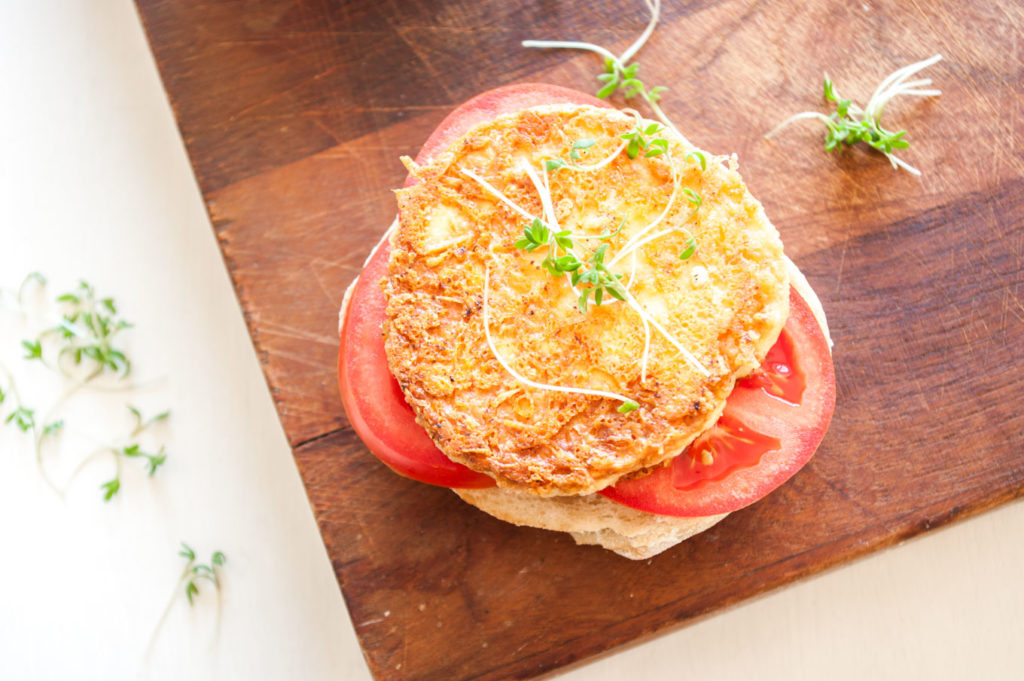 Puffball mushroom burgers • Delicious from scratch