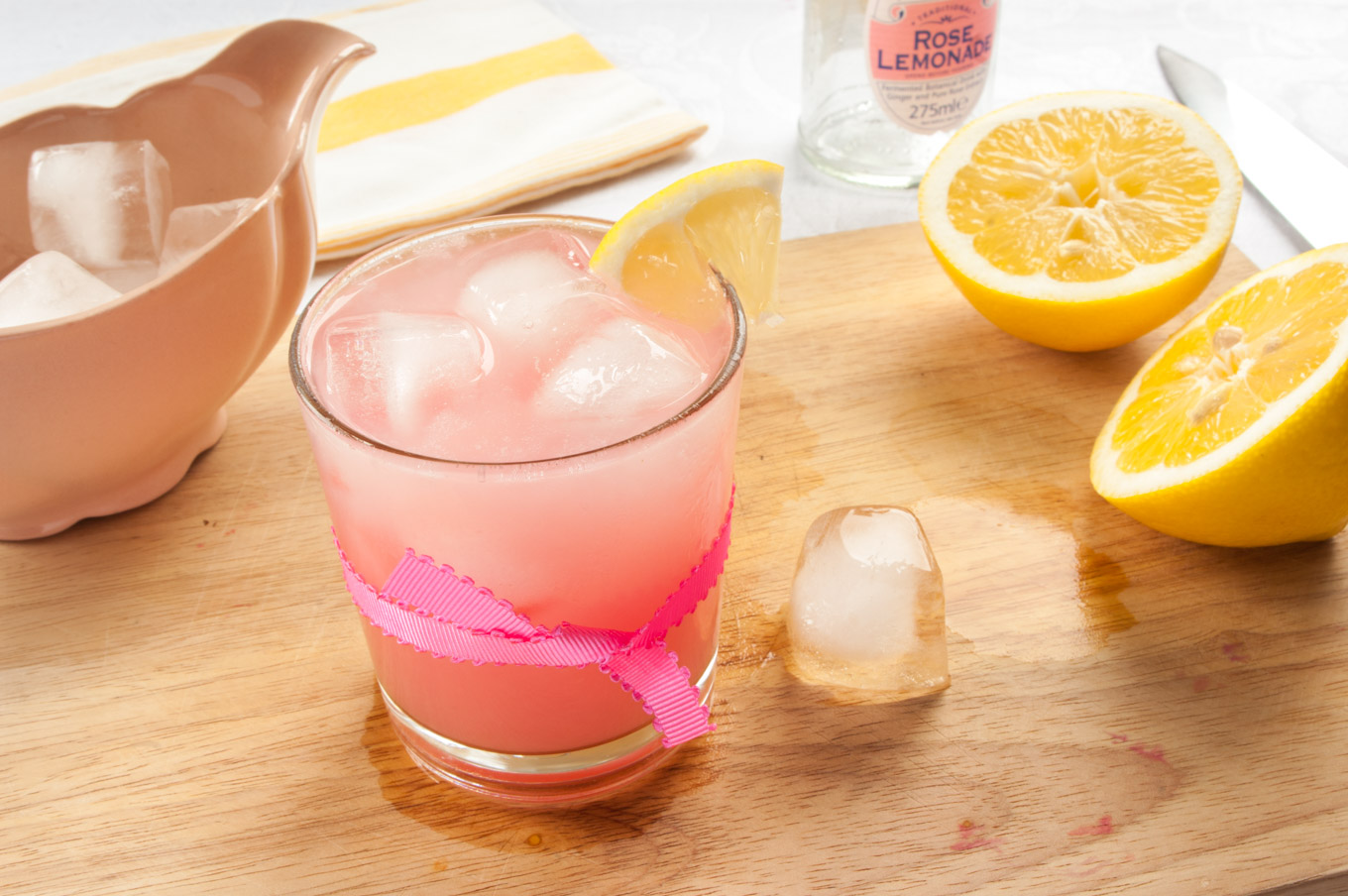 Rhubarb cocktail • Delicious from scratch