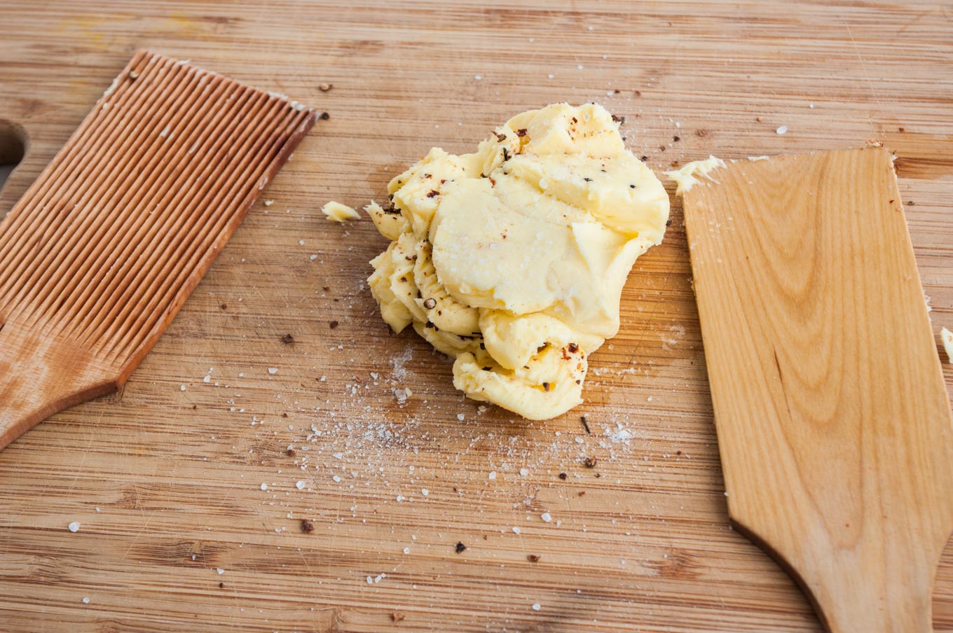 How to make butter • Delicious from scratch